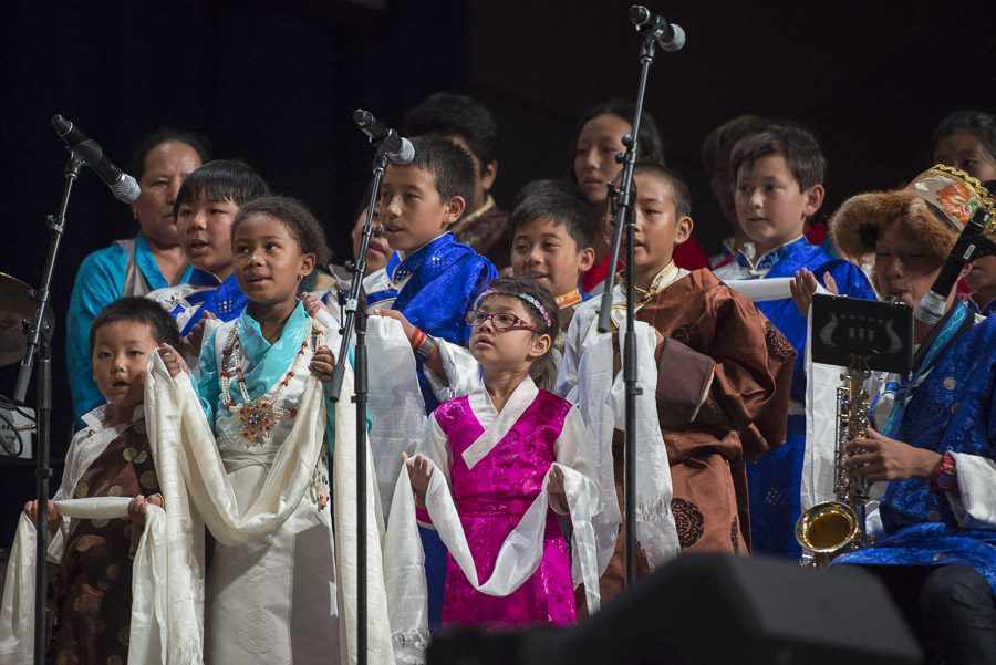 His Holiness Urges Focus on Education, Meets Tibetan Community ...