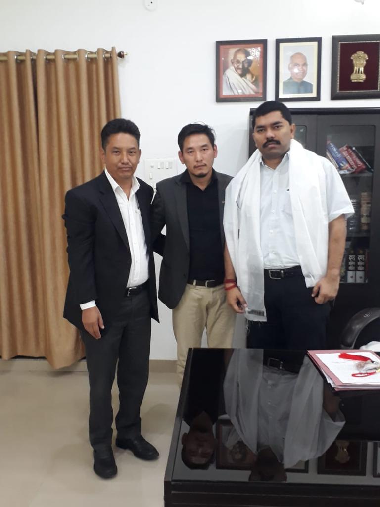 Migmar Tashi takes over as the new settlement officer of Phendeling ...