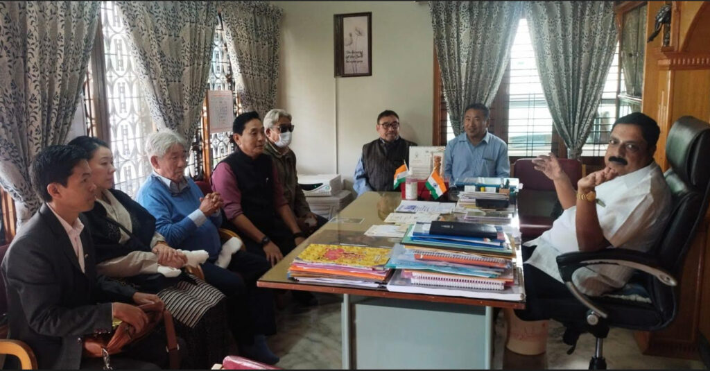 Tibetan Parliamentarians Dawa Tsering and Yeshi Dolma arrive in ...