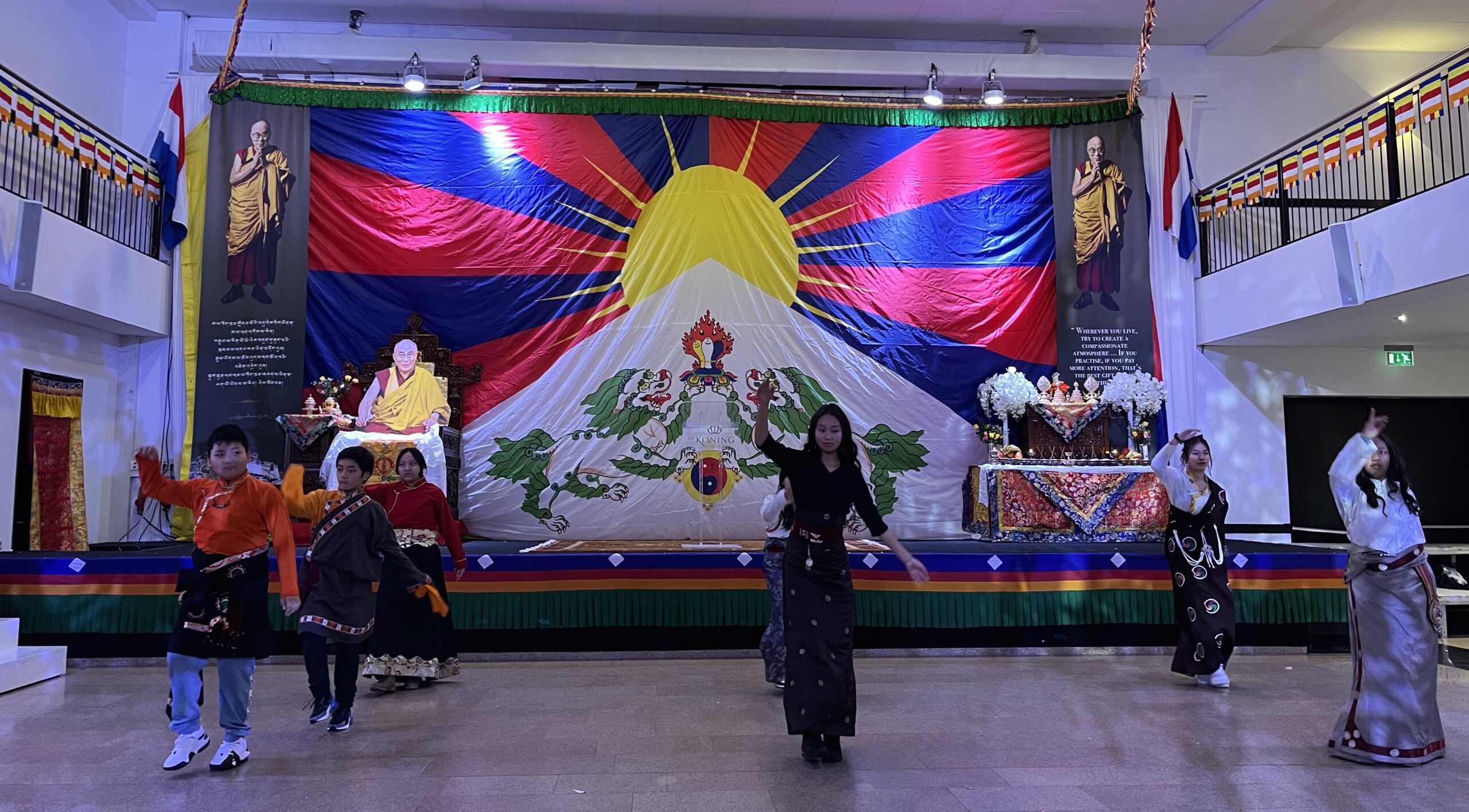 Tibetan community in Netherlands celebrates Nobel Peace Prize ...