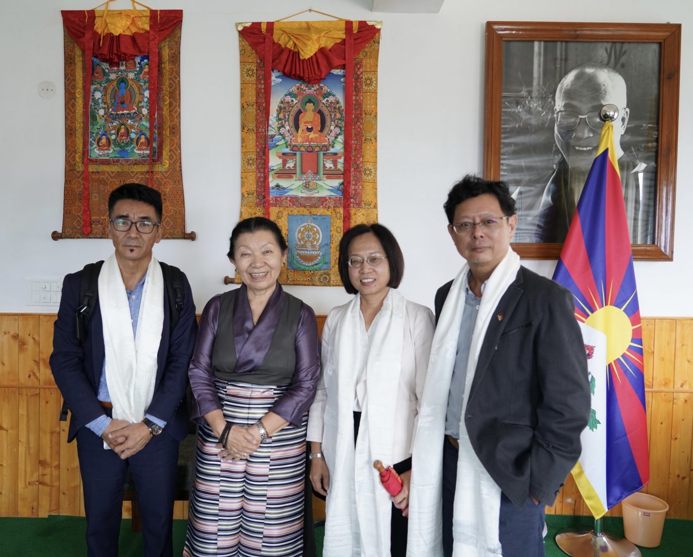 Deputy Speaker Meets Secretary and Others From Human Rights Network for ...