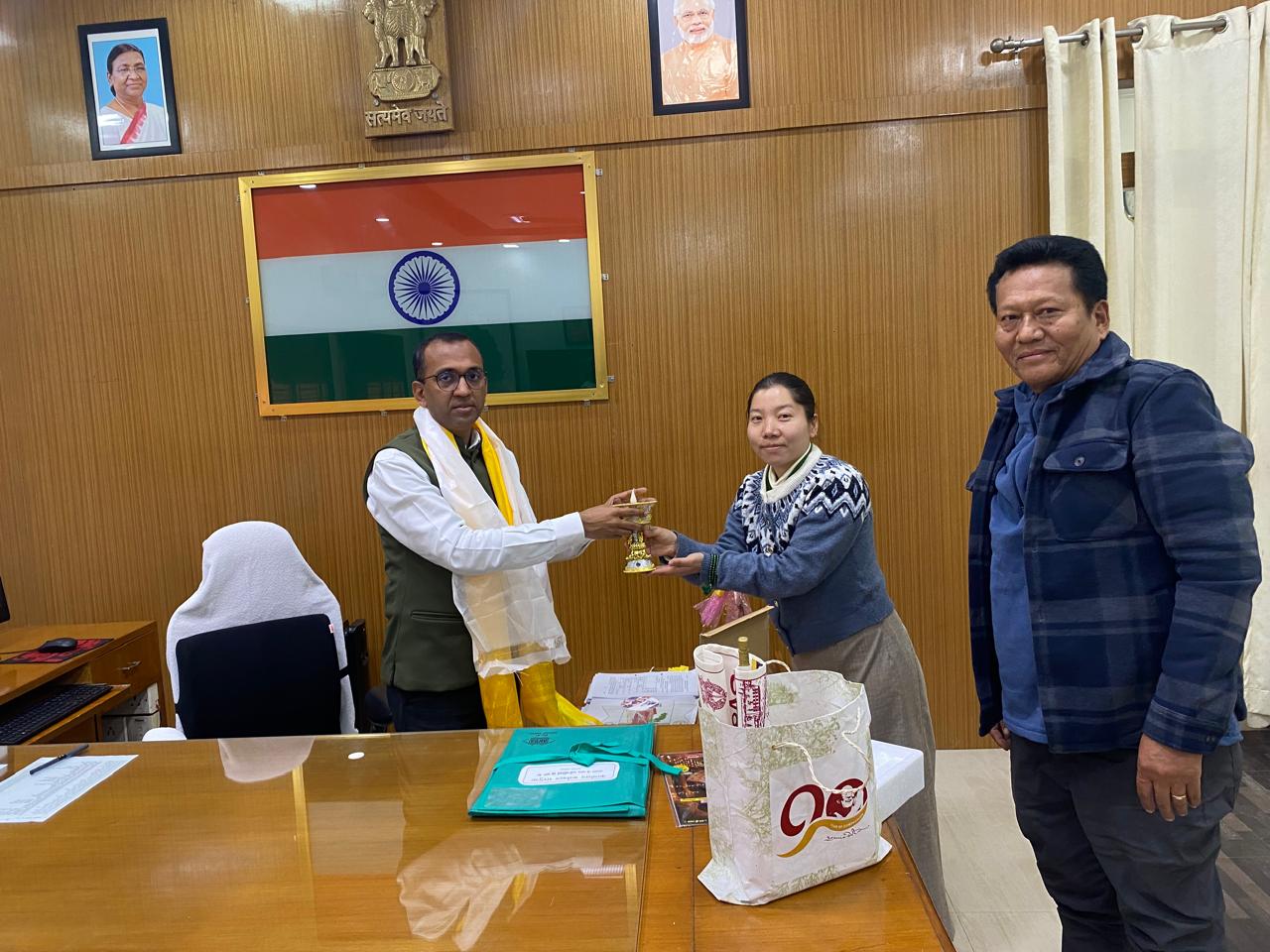 Mainpat Tibetan Settlement Officer Pays Courtesy Call on Newly ...